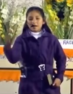 TRONG TAY BẠN TÔI TRAO LẠI CUỘC SỐNG CỦA GIA ĐÌNH BẠN BỞI NAYELI GOMEZ ...