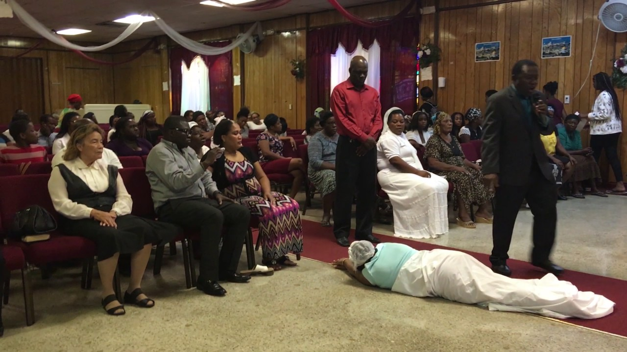 NỮ HOÀNG PHÙ THỦY ĐƯỢC CHÚA GIÊSU GIAỈ PHÓNG BỞI CÔ MARTHA – MANNA VÀ ...